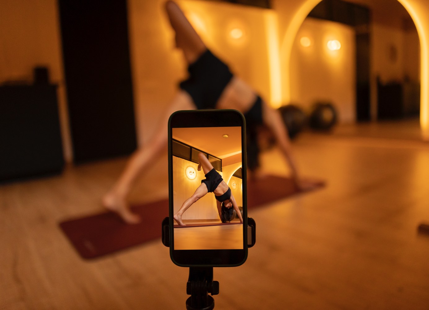 Telstra Small Business Mobiles, Tablets, Business Internet, Application ...